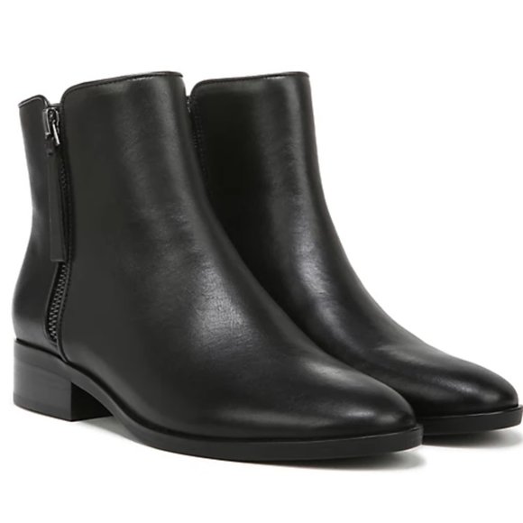 Naturalizer | Shoes | Naturalizer Robyn Black Leather Wide | Poshmark